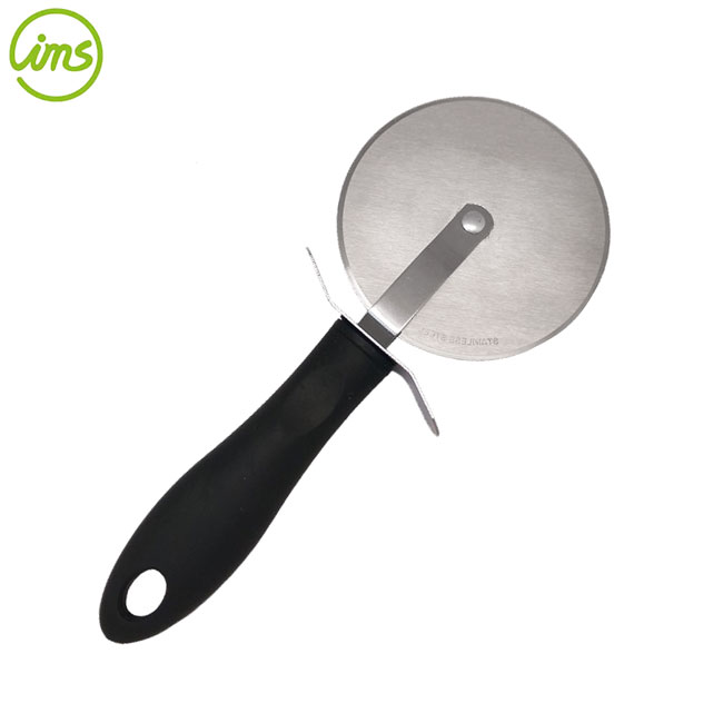 Stainless Steel Pizza Cutter with TPR Handle | Sharp Large-Diameter Wheel
